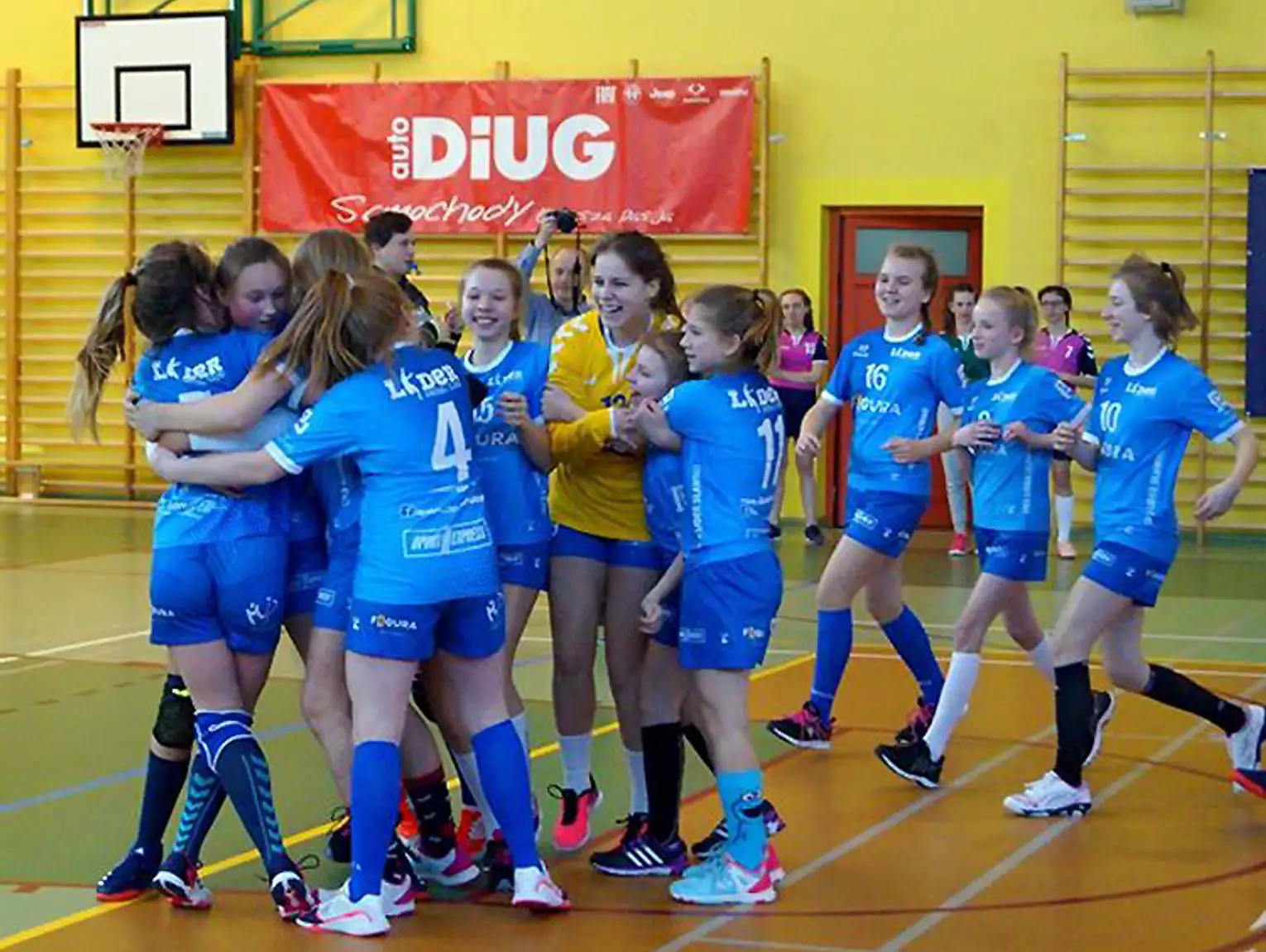 Piłka Ręczna: Młode szczypiornistki UKS Lider Sławno najlepsze w Auto ...